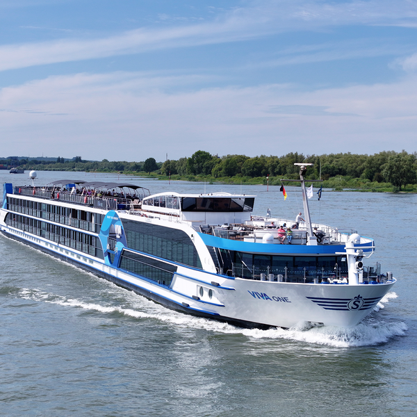 VIVA Cruises